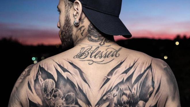 Tatuaje pe spate pentru barbati - Netcamp